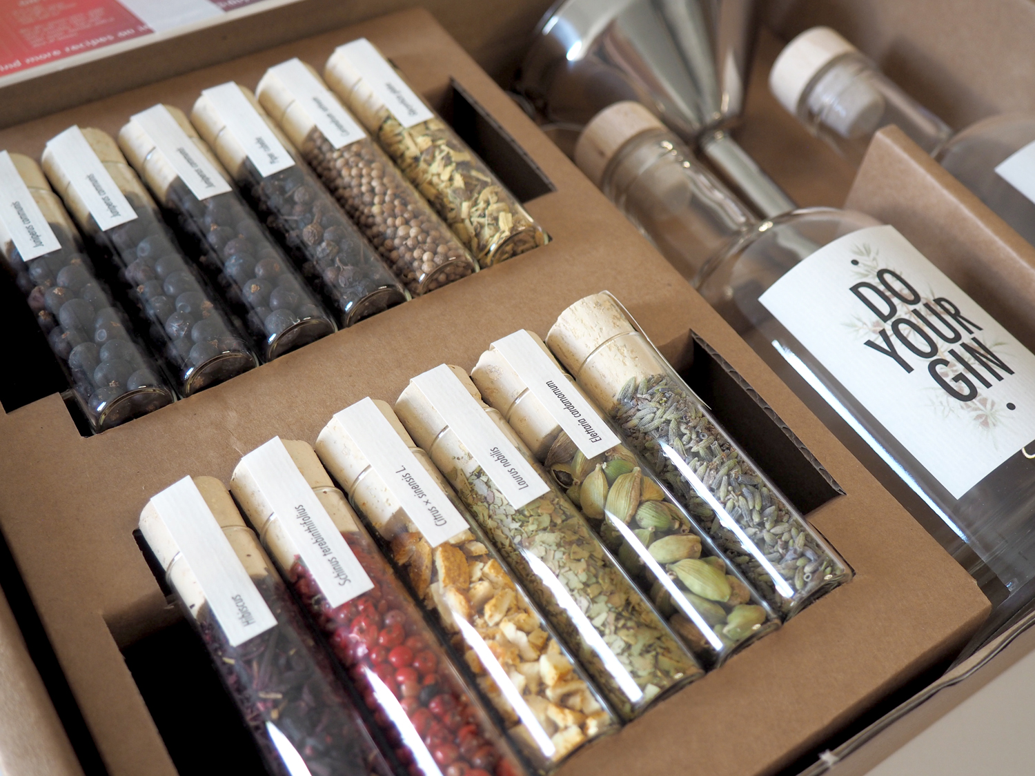 Review: “Do Your Gin” Gin Making Kit – English Rose from Manchester's Blog